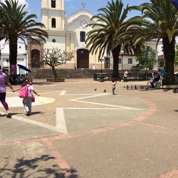 Parque Principal De Guateque Enrique Olaya Herrera - 1 tip