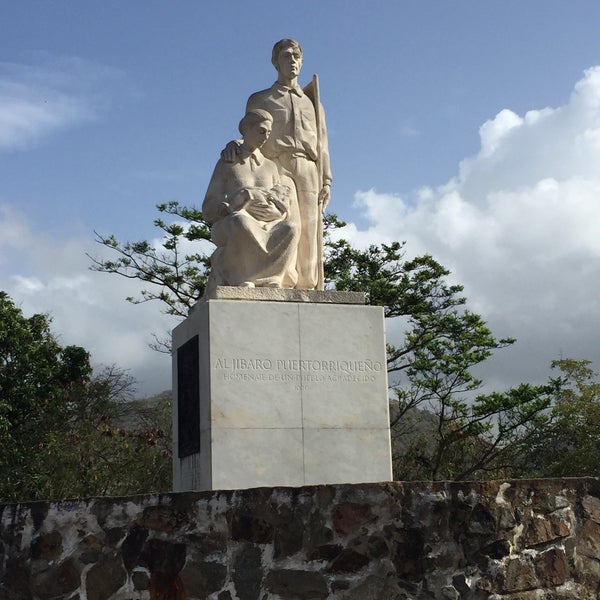 Monumento al Jíbaro - Sculpture Garden