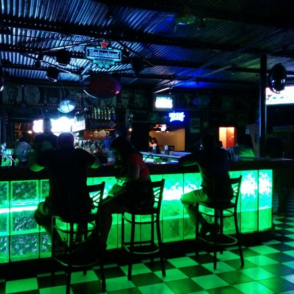 Hollywood Cafe - Ponce, Ponce Municipio