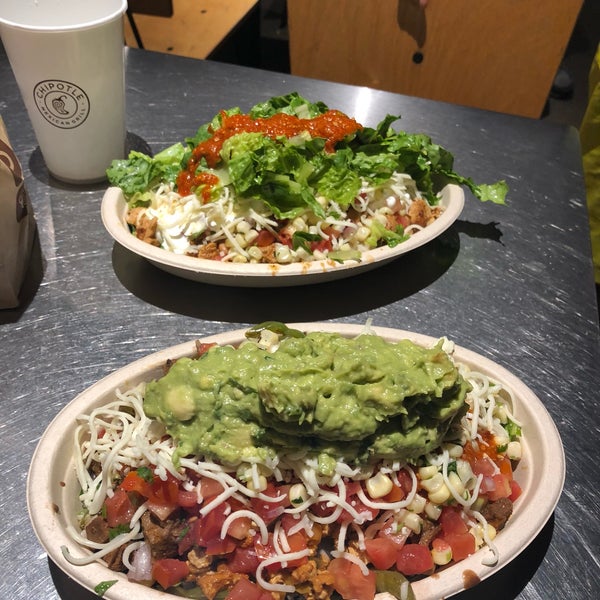 Chipotle Mexican Grill - Crossroads - 27 tips from 1355 visitors