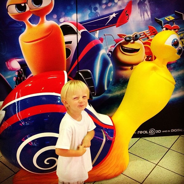 Photos at Cobb Merritt Square 16 Theatre & IMAX - Movie Theater in ...