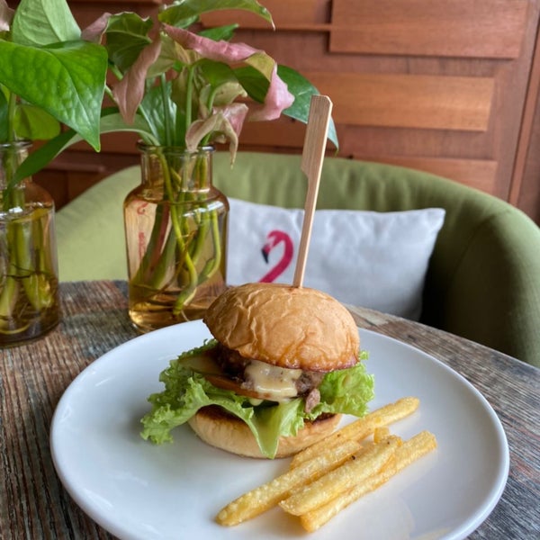 Flower Girl Coffee - Bandar Sunway - A-1-10, Ground Floor, Sunway GEO ...