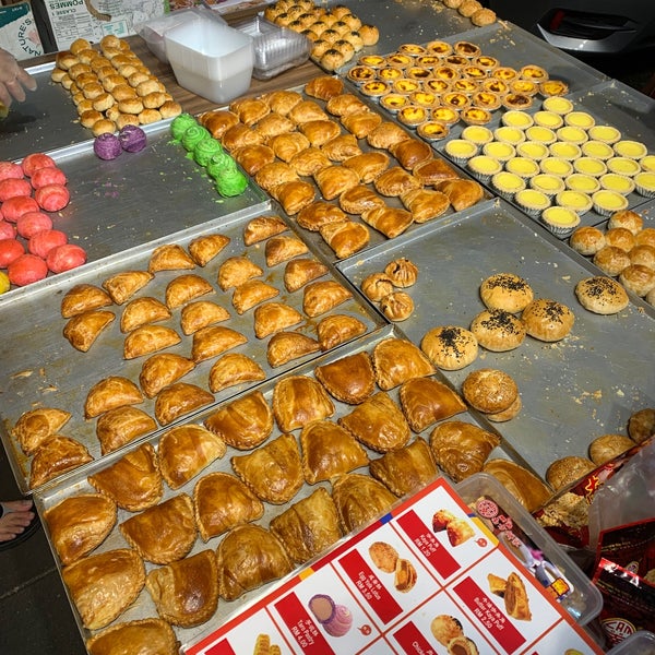 Biskut Lam Fong 南方饼家 - Ipoh, Perak