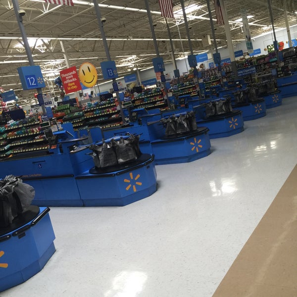 Walmart Supercenter - Hipermercado em High Point