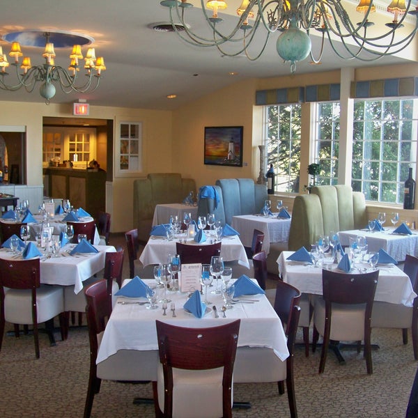 Senator Inn and Spa - 284 Western Ave