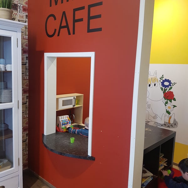 Tesses Cafe - Restaurant in Kuni