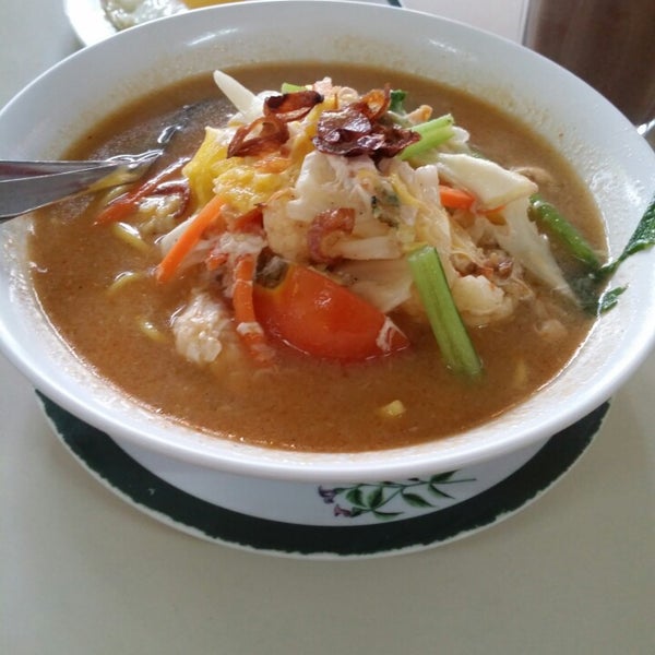 Photos at Restoran Perindu Kuning, Chendering - Thai Restaurant in ...