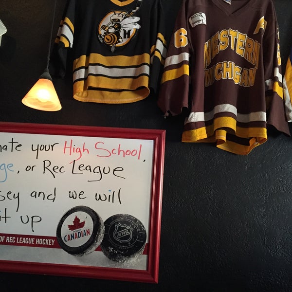 Shale's Cafe - Bar in Mellon Arena