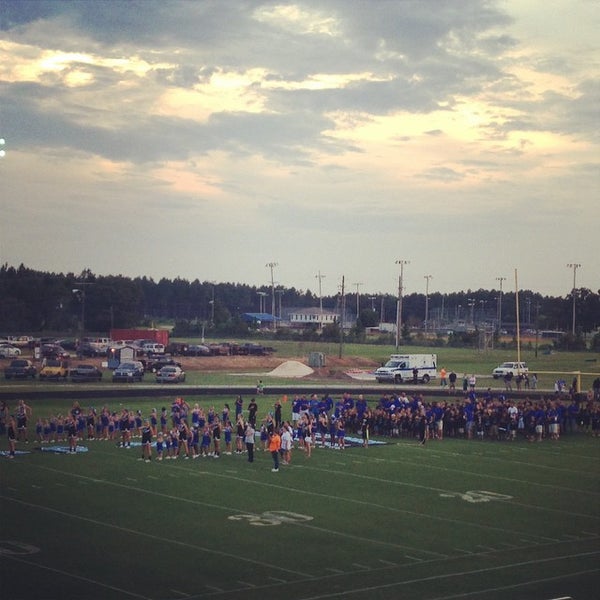 Mary G. Montgomery High School - High School in Semmes