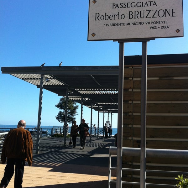 Passeggiata Di Voltri - Scenic Lookout in Genova