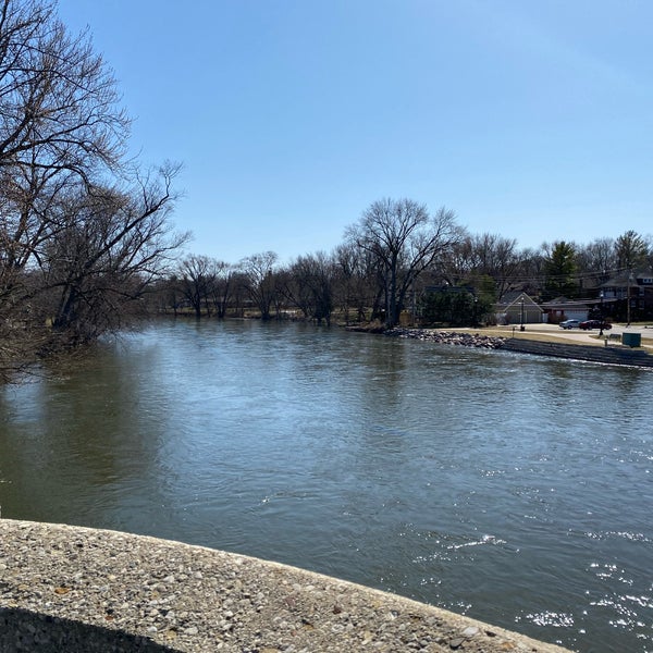 West Dundee River Walk - Dundee Township, IL