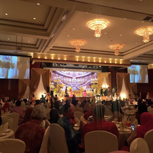 Photos at Grand Straits View Garden Seafood Restaurant - 39 tips