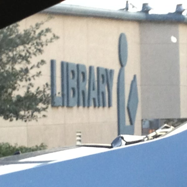 Photos at Bismarck Public Library - 3 tips from 208 visitors