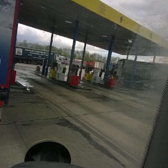 Photos at Lymm Motorway Services (Moto) - 20 tips from 1221 visitors