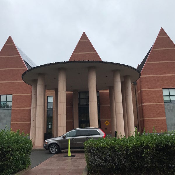 Photos at Charles Beatley Jr. Alexandria Central Library - Library in ...