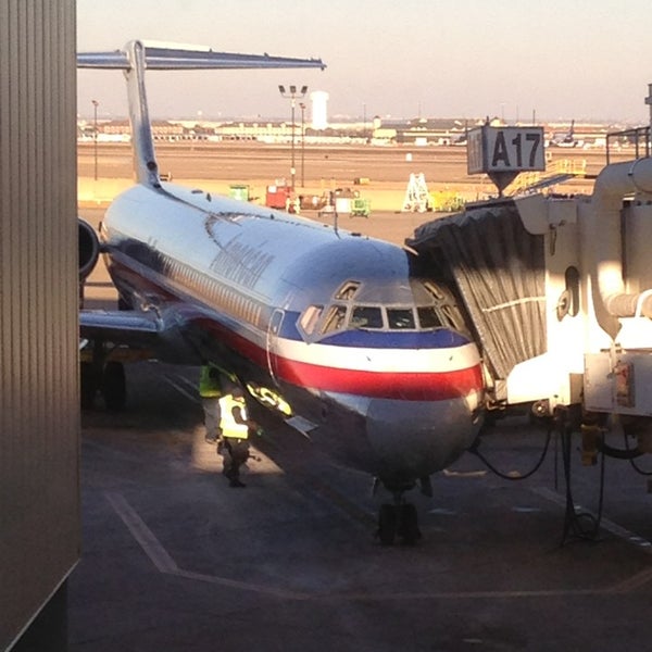 Photos at Gate B27 - Terminal B