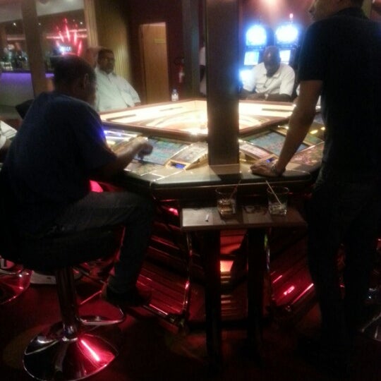 Royal Princess Casino - MovieTowne, Invaders Bay