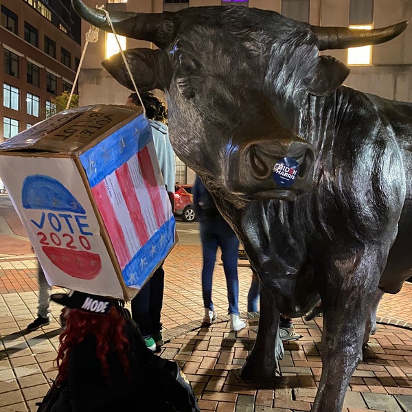 Durham City Bull Statue - Outdoor Sculpture in Durham