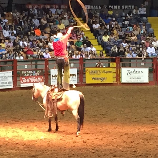 Stockyards Championship Rodeo - 5 tips
