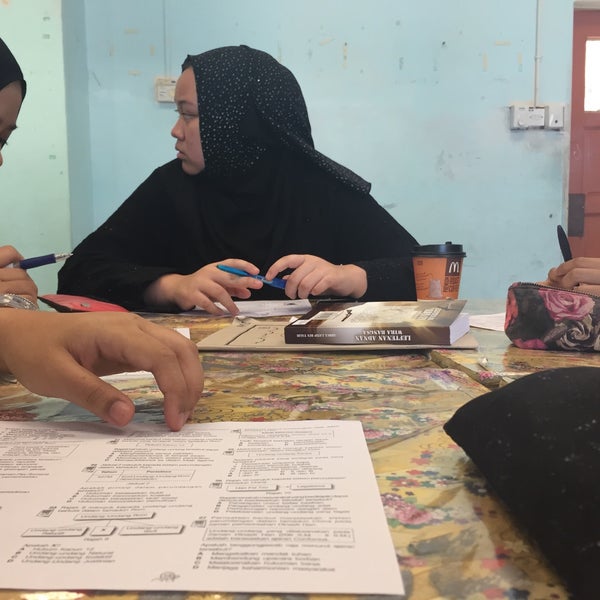 Photos at Setiabudi School IIUM - High School in Gombak