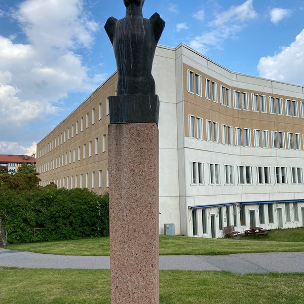 Ekonomikum - University