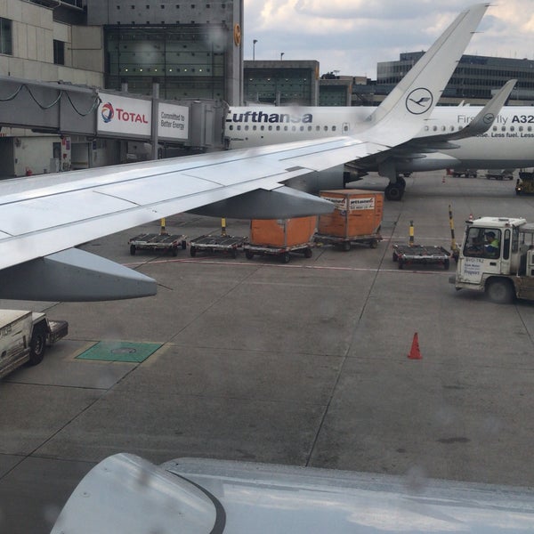 Gate A19 - Flughafen - 7 tips from 1229 visitors
