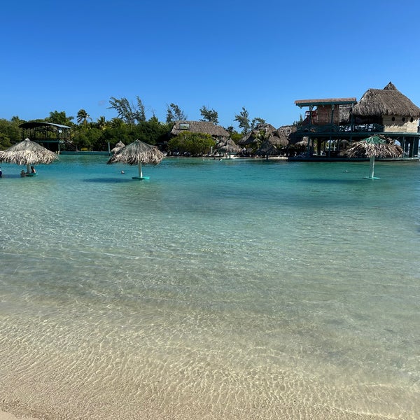 Little French Key - 13 tips from 350 visitors