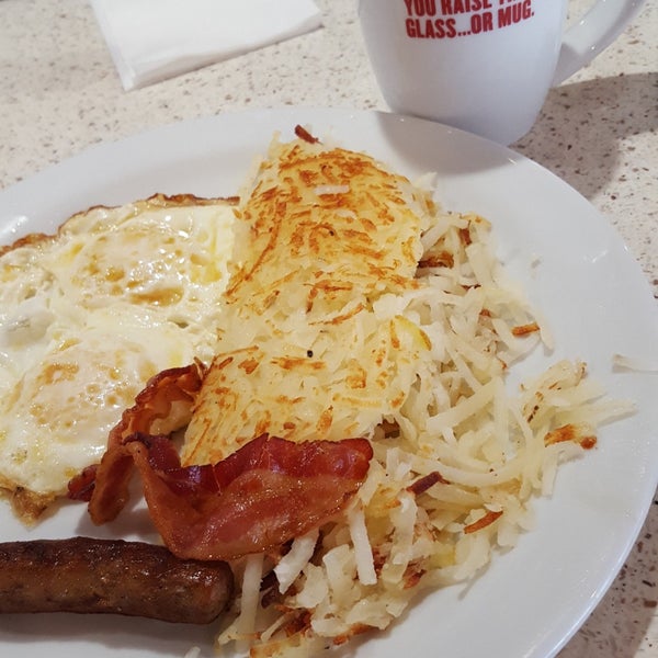 Denny's - Breakfast Spot in Historic Cultural