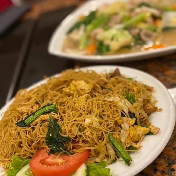 Paramount Restaurant - Chinese Restaurant in Jakarta Pusat