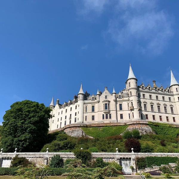 Dunrobin Castle - Historic Site