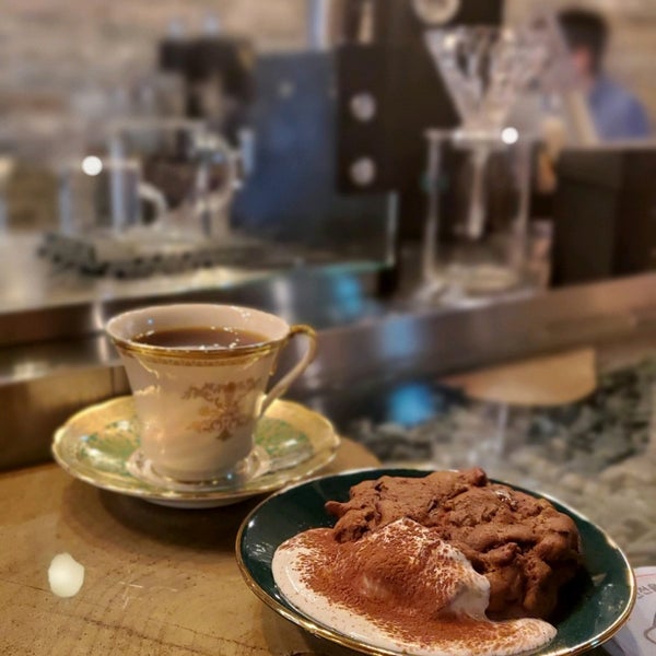 Photos at Ryu Coffee Roaster's (류커피 로스터즈) - Café