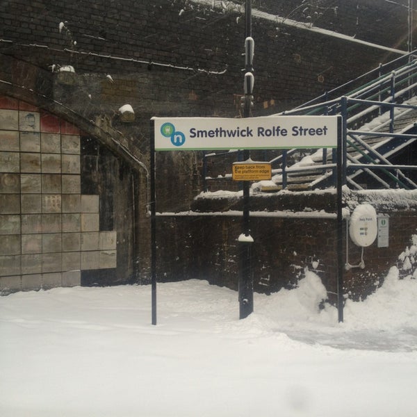 Photos at Smethwick Rolfe Street Railway Station (SMR) - 3 tips