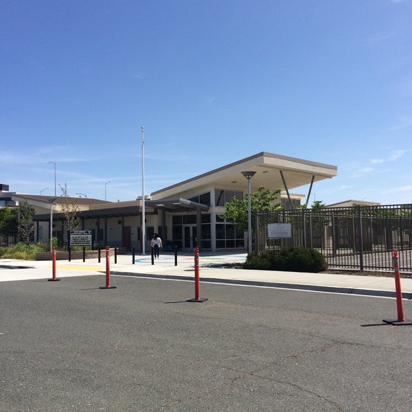 Fiesta Gardens International School - San Francisco, CA