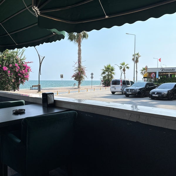 Capito Cafe & Bar - Café in Mezitli