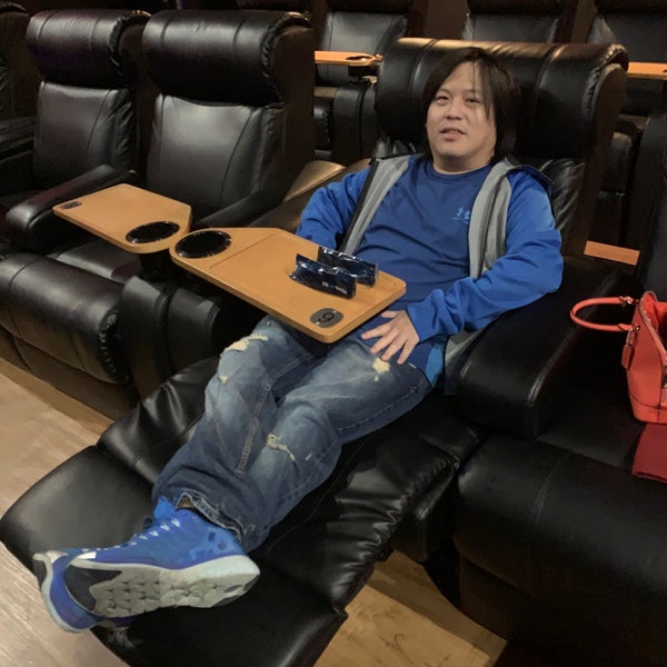 Photos at Spring Hill 8 - Sapphire Motion Pictures - Movie Theater