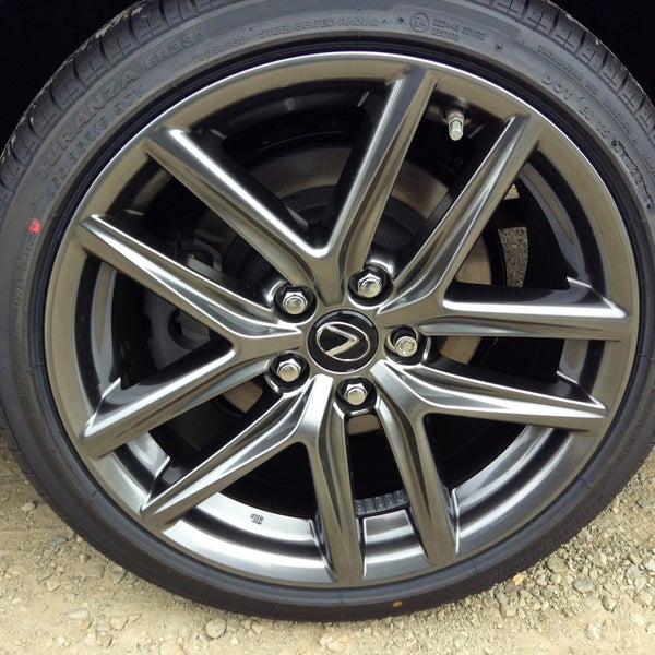 Crown Lexus - Car Dealership