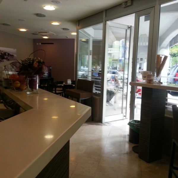 Caffe bar Mocca - Café in Opatija