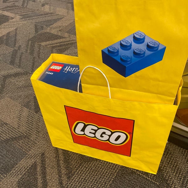 The LEGO Store - Orland Park, IL