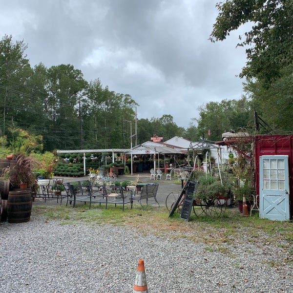 Red Top Farm Market - Farmers Market