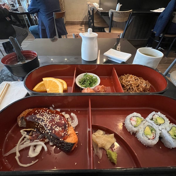 Hoki Japanese Restaurant - 13 tips