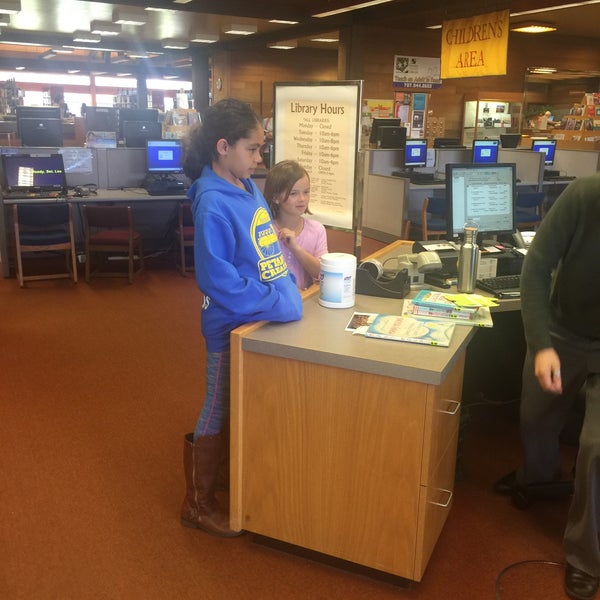 Petaluma Regional Library - 2 tips from 171 visitors