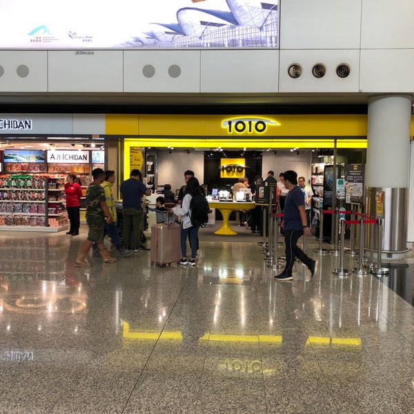 1010 Centre - 赤腊角机场 - 5/F, Arrivals Hall, Terminal 1, Hong Kong ...