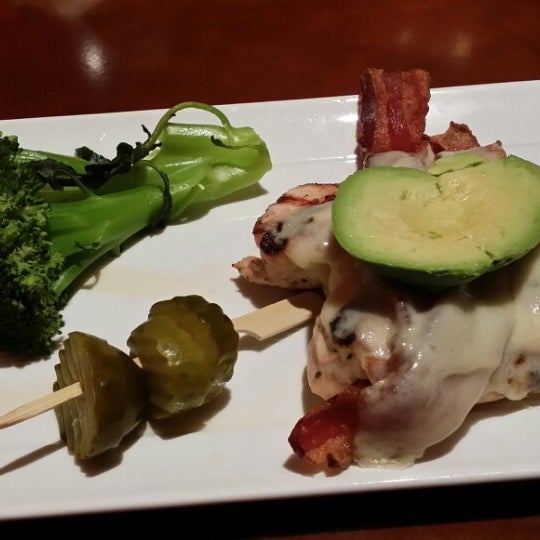 River City Grille Marriott - American Restaurant