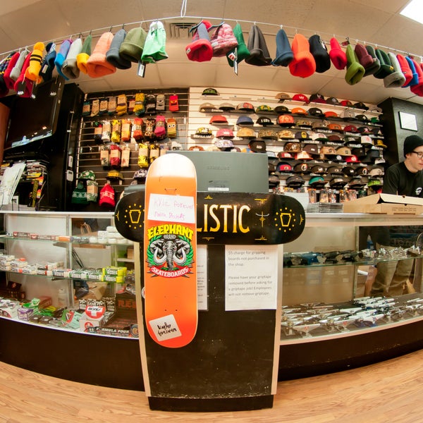 Holistic Skateshop - 516 Penn Ave