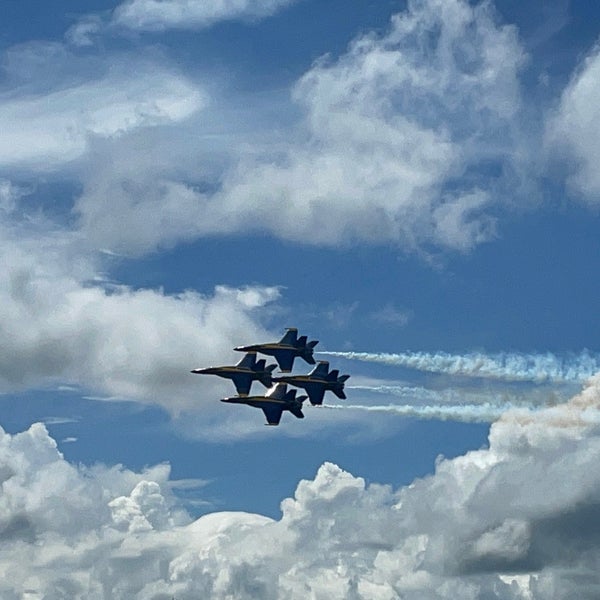 Orange County Airport (KMGJ) - Montgomery, NY