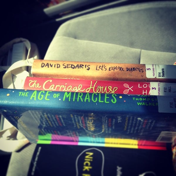 Ross-Broadway Branch Library - Central Denver - 33 E Bayaud Ave