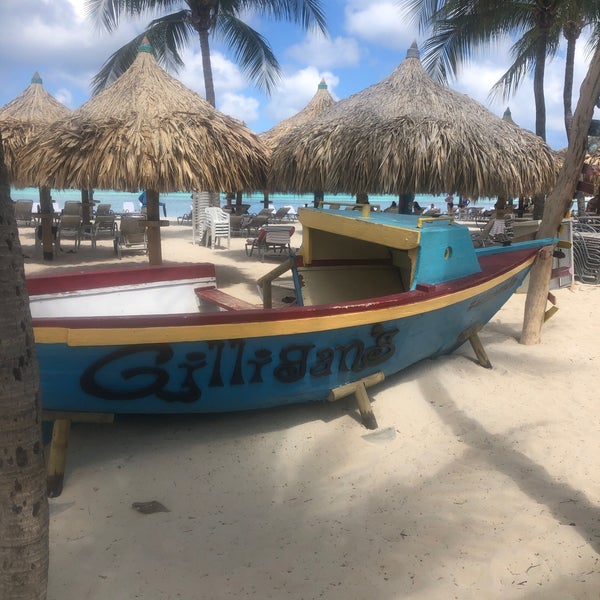 Gilligan Beach Bar & Restaurant - Palm Beach - 7 tips from 417 visitors