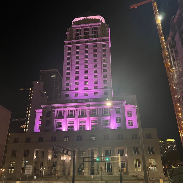 Courthouse Tower - Office in Miami