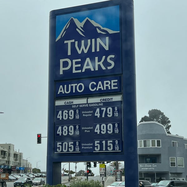 Twin Peaks Auto