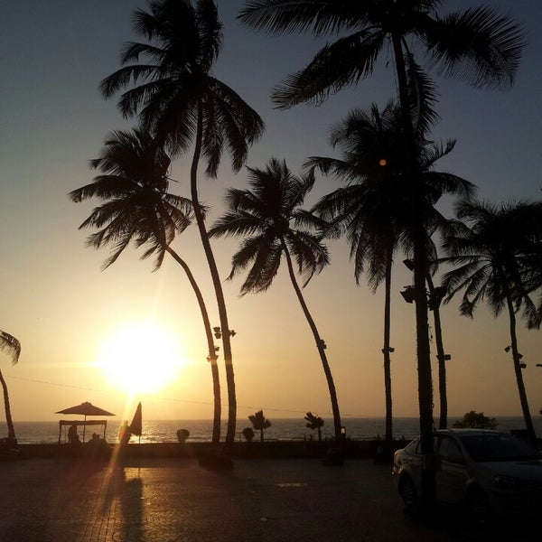 Juhu Beach - Juhu - Juhu Tara Rd.